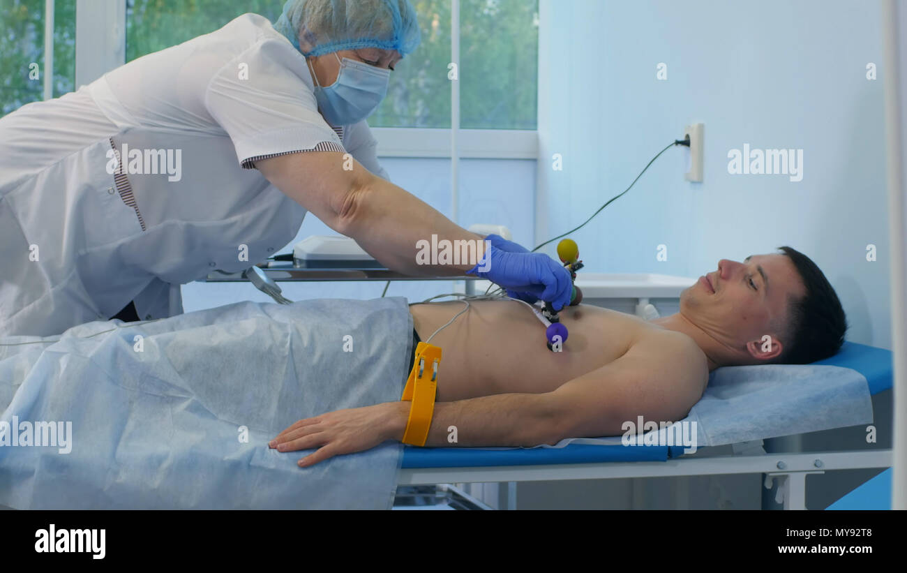 Electrocardiography machine hi-res stock photography and images - Alamy