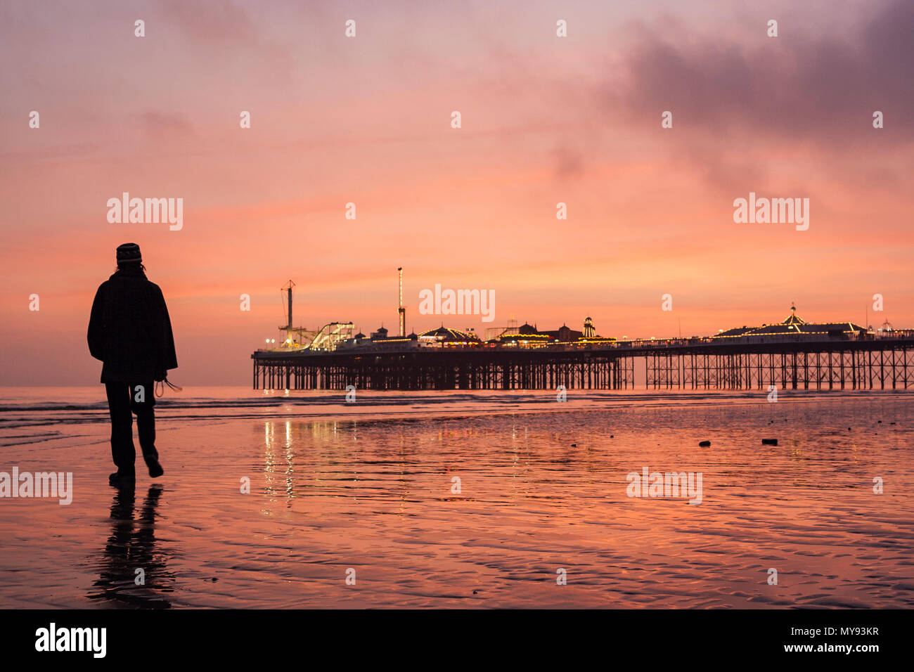 Sunset at Brighton Pier, East Sussex, England Stock Photo - Alamy