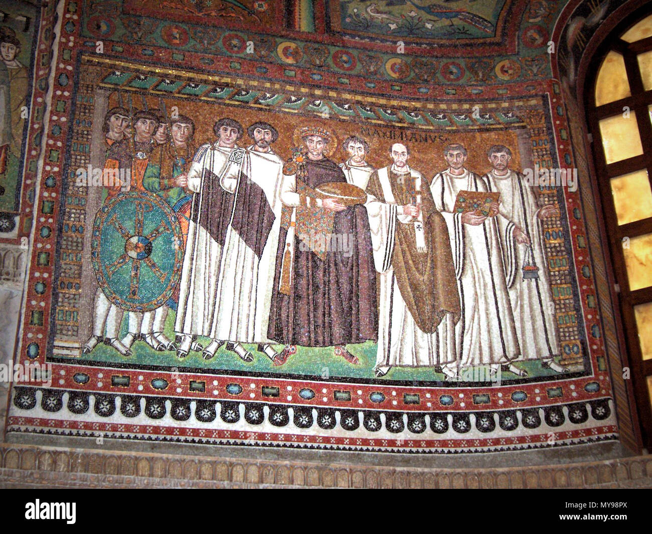 . English: Court of Emperor Justinian with (right) archbishop Maximian ...