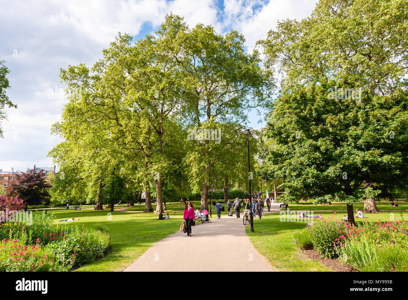 Russell Square in Bloomsbury, London, UK Stock Photo - Alamy