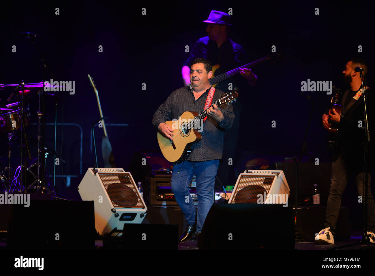 The Gipsy Kings featuring Nicolas Reyes and Tonino Baliardo performs ...