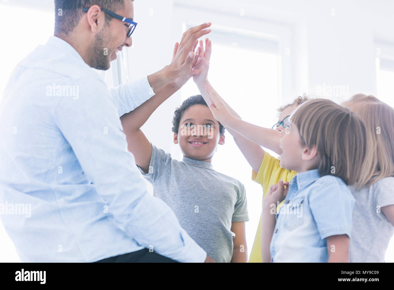 Classes classroom hi-res stock photography and images - Alamy