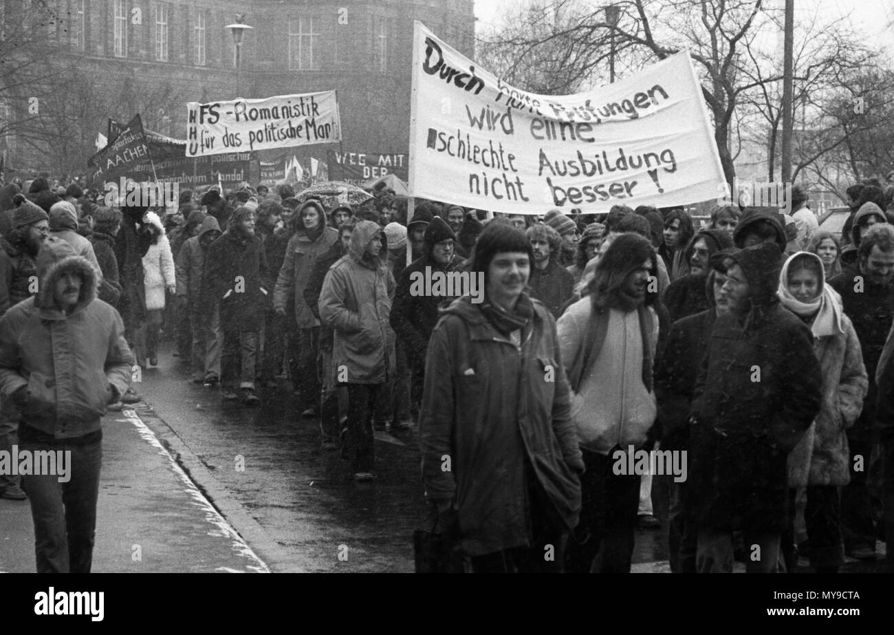 Framework law Black and White Stock Photos & Images - Alamy