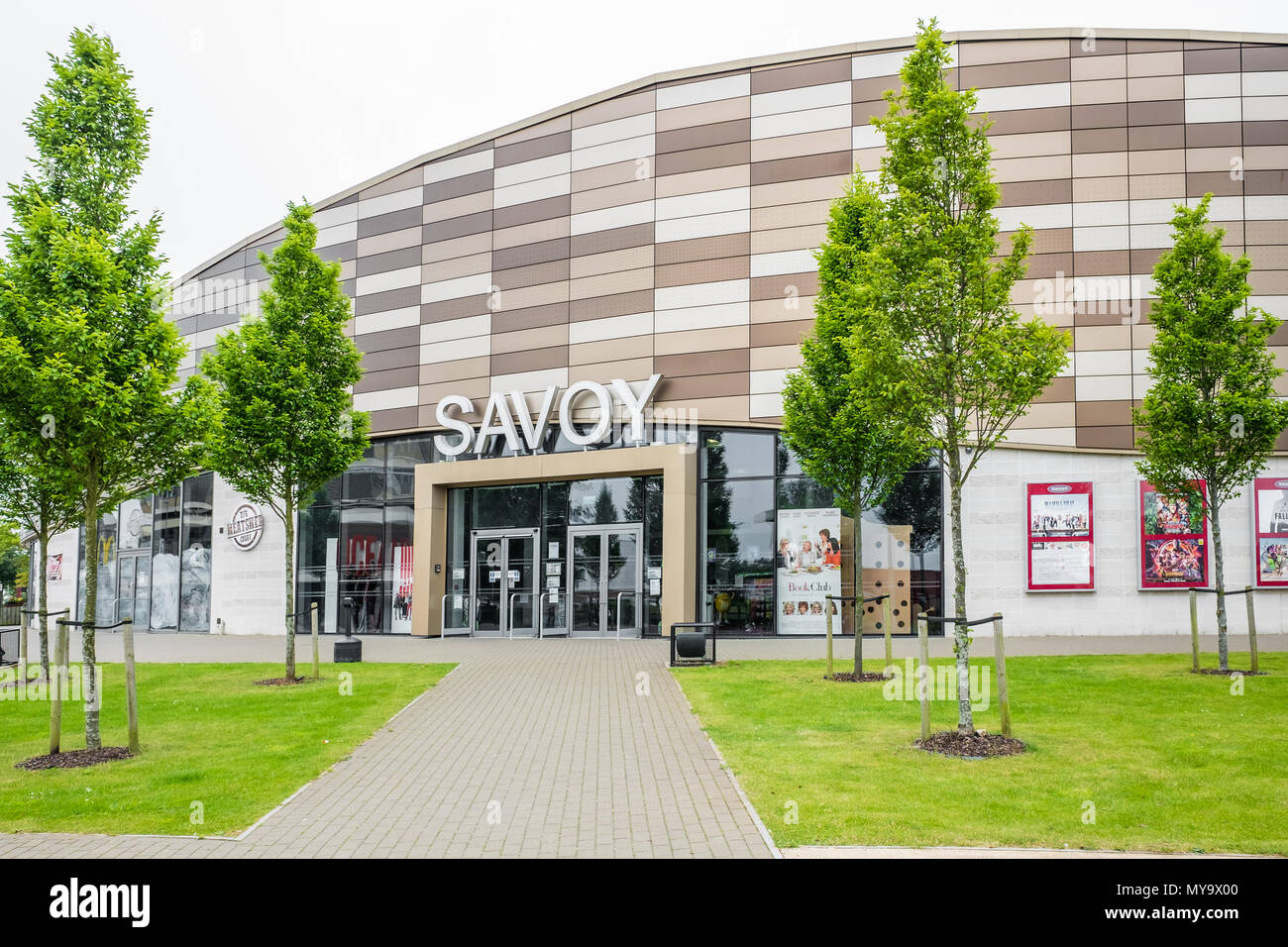 The Savoy cinema in the town of Corby, Northamptonshire, England Stock ...