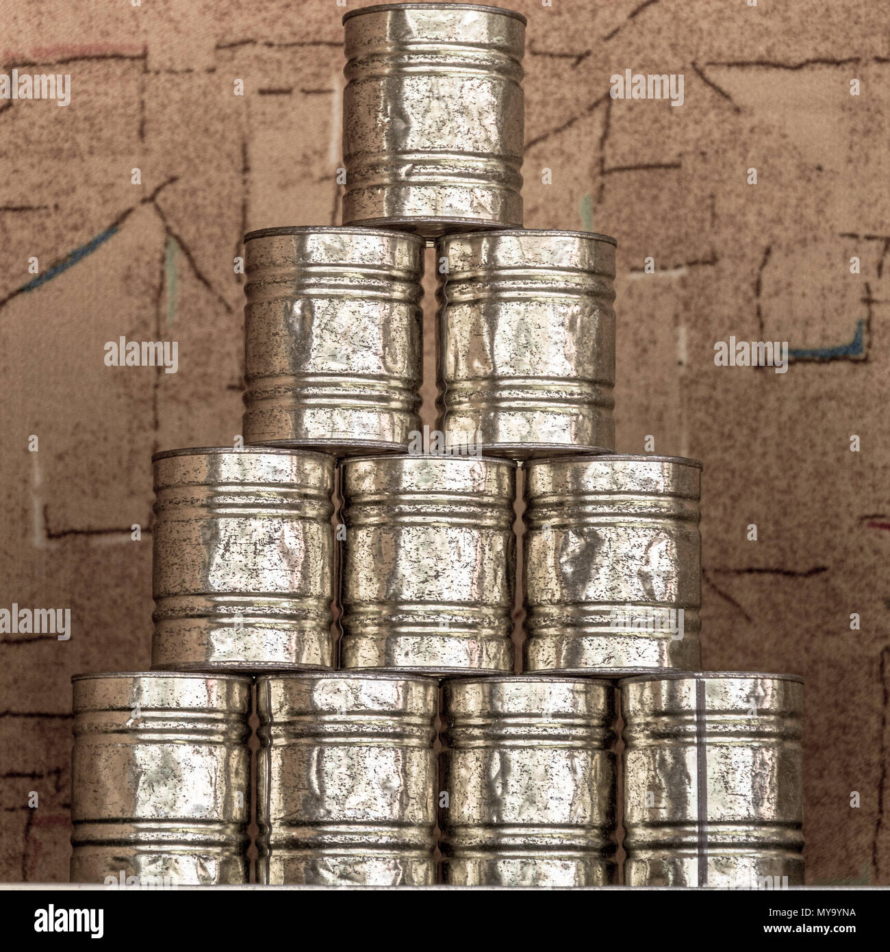 Knock the cans hi-res stock photography and images - Alamy