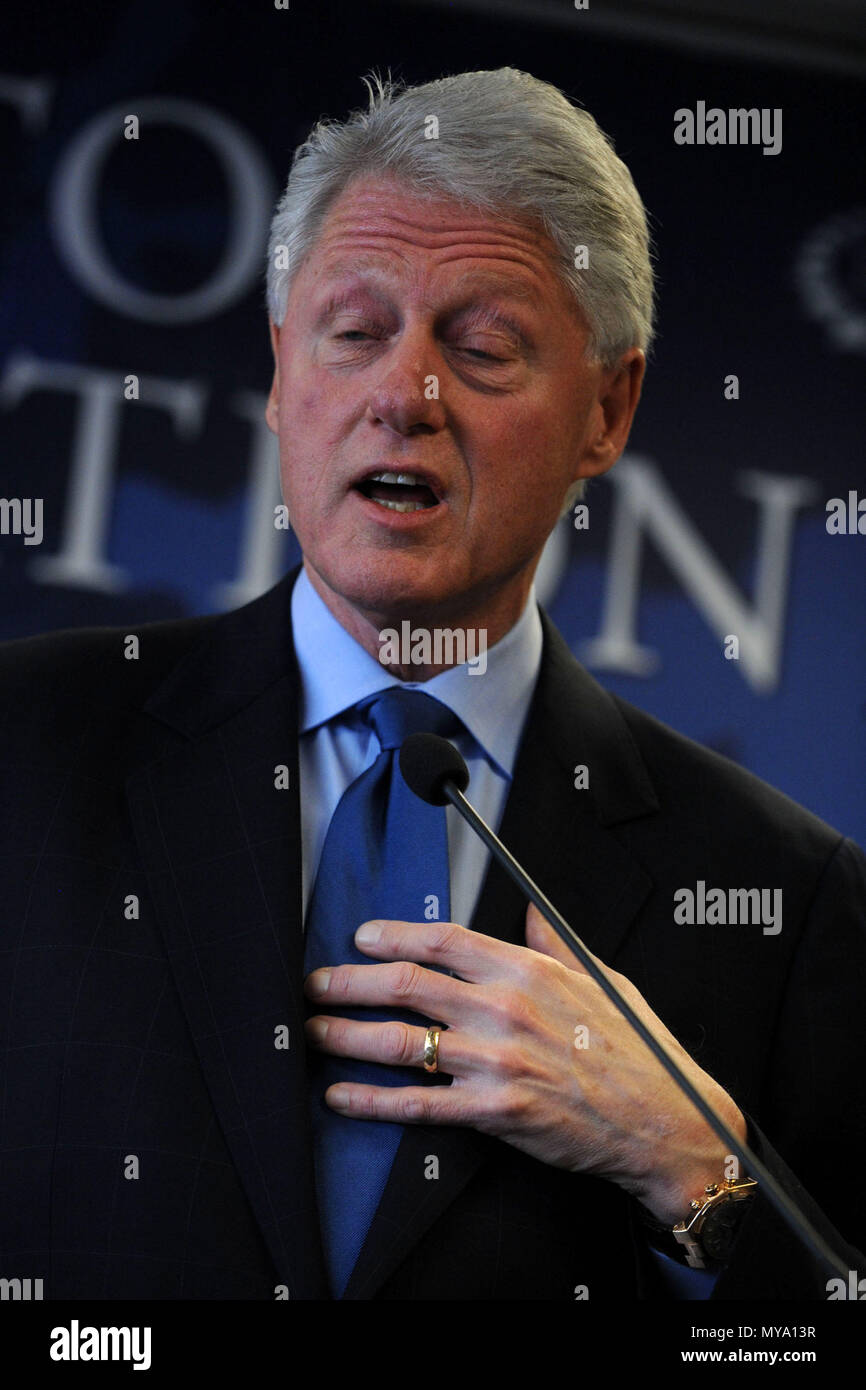 NEW YORK - FEBRUARY 17: Former President Bill Clinton in Harlem on ...