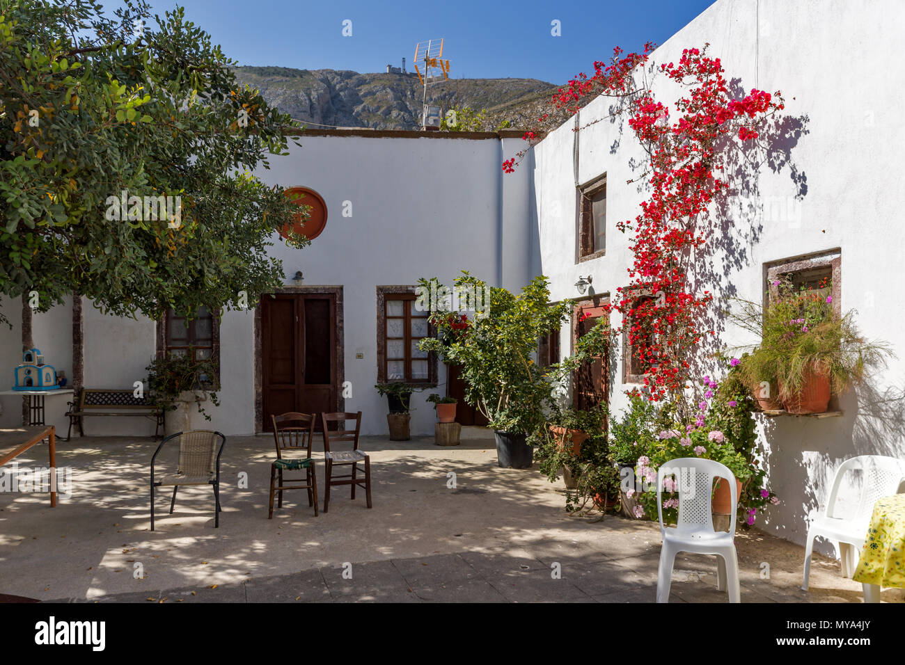 Episkopi santorini hi-res stock photography and images - Alamy