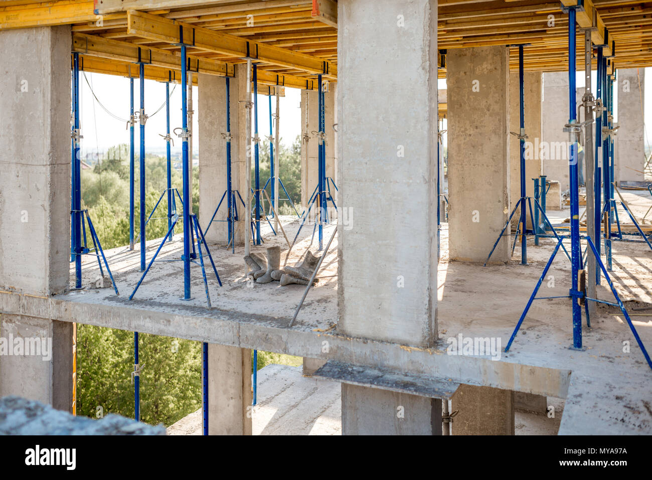Formwork concrete on structure hi-res stock photography and images - Alamy
