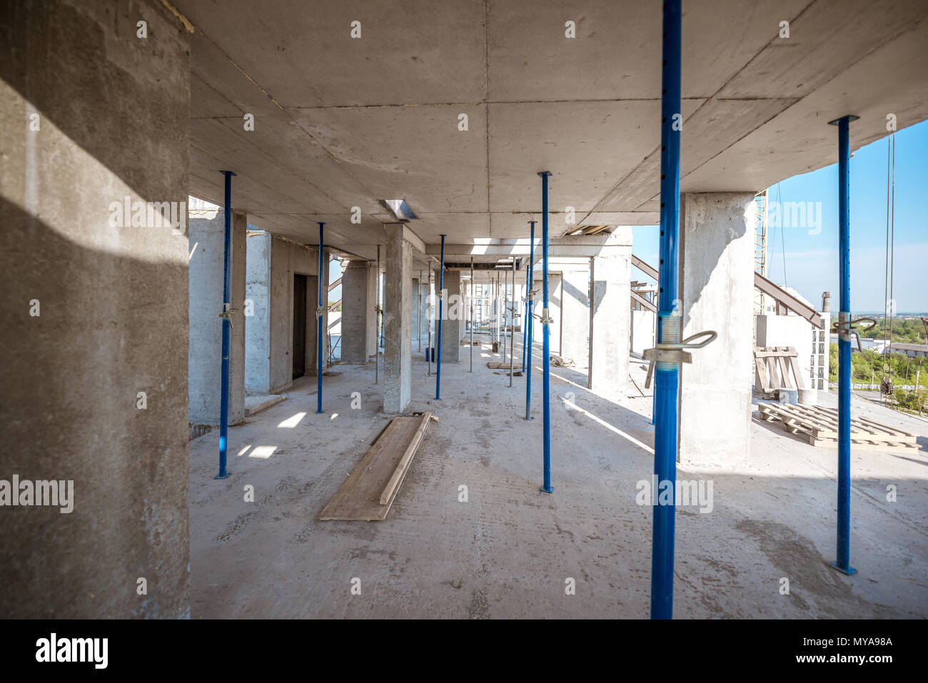 Concrete columns support structure hi-res stock photography and images ...