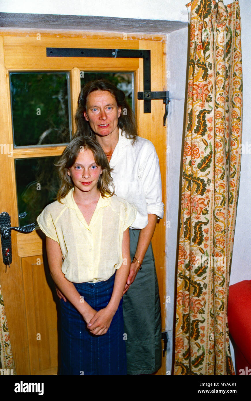 Prinzessin Kira von Preußen mit Tochter Kira Marina zuhause in Bad ...