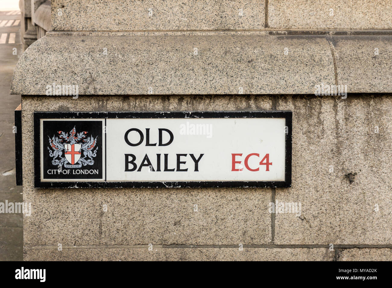 Old bailey sign london uk england hi-res stock photography and images ...