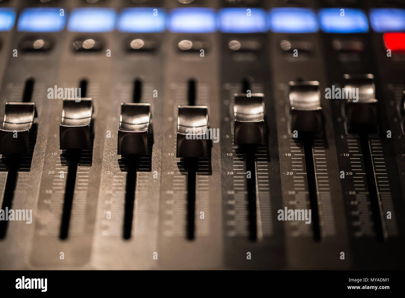 fader digital mixing console with volume meter, volume indicator ...