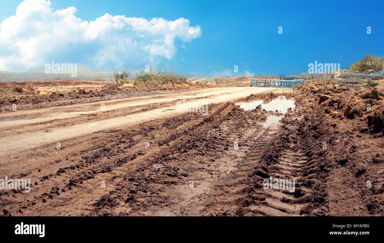 Dirt road texture hi-res stock photography and images - Alamy