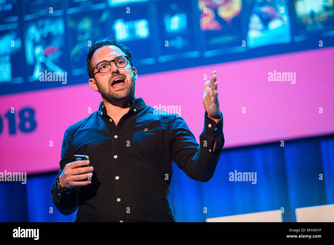 Chase friedman hi-res stock photography and images - Alamy
