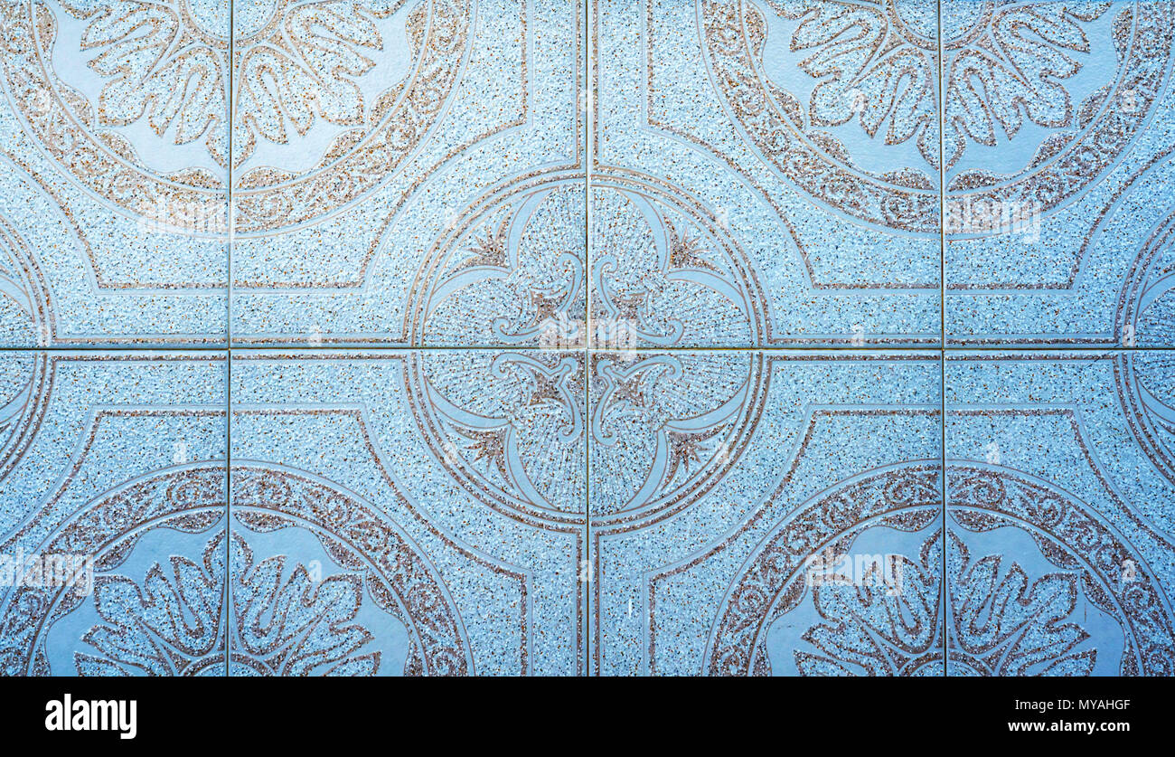 Traditional ornamental Spanish decorative tiles, original ceramic tiles ...