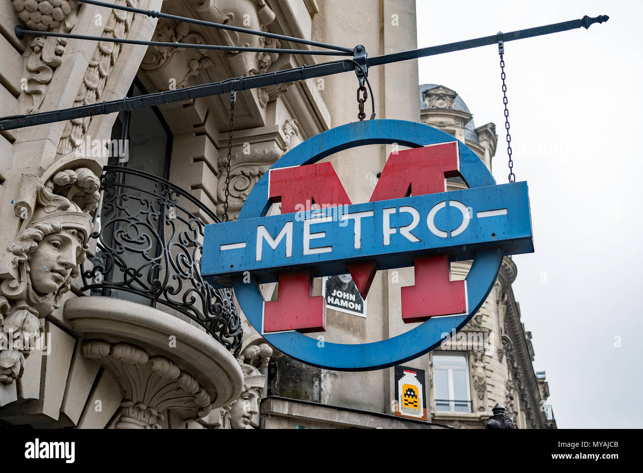 Metro Symbol Stock Photos & Metro Symbol Stock Images - Alamy
