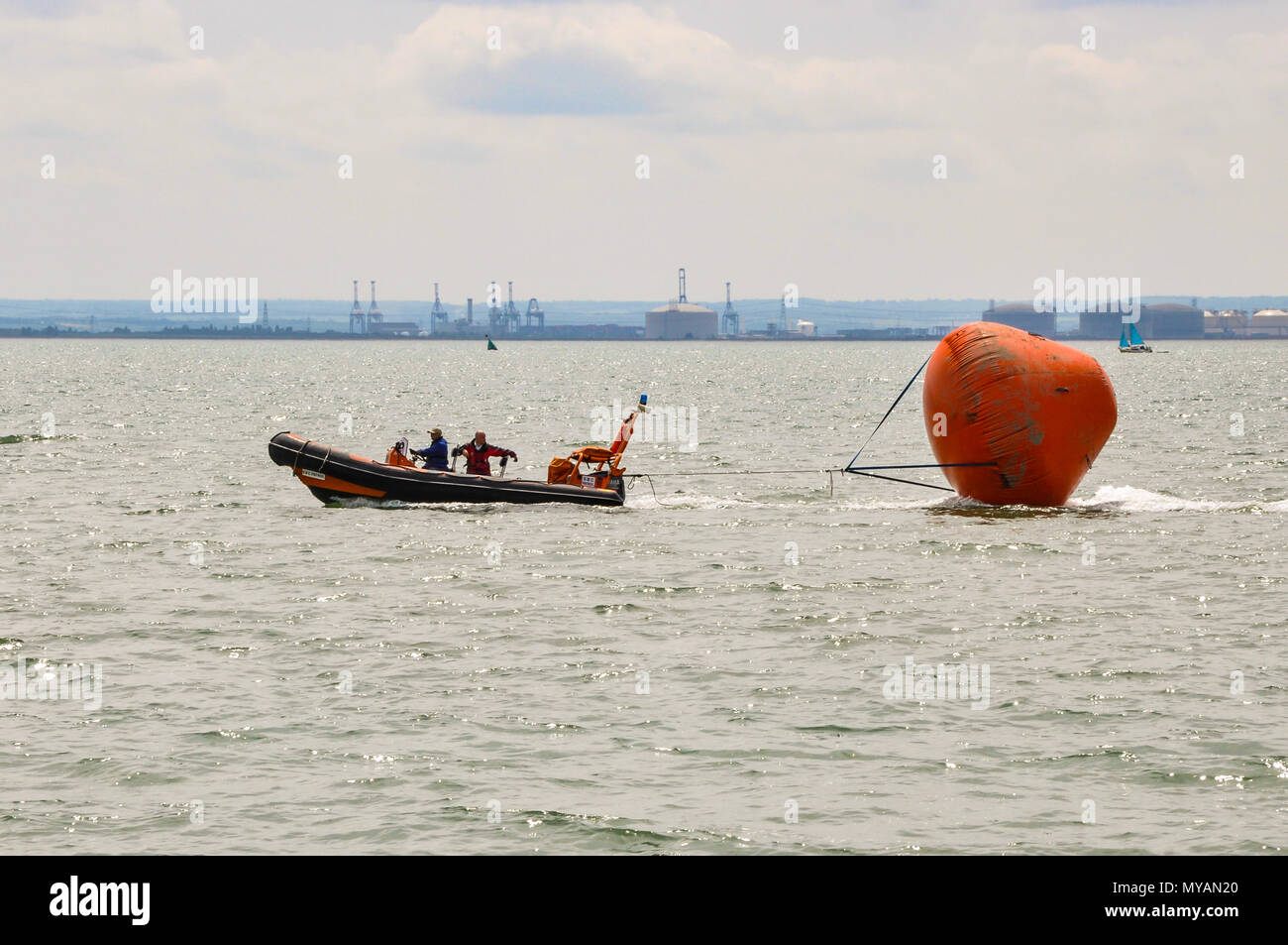 Estuary buoy hi-res stock photography and images - Alamy