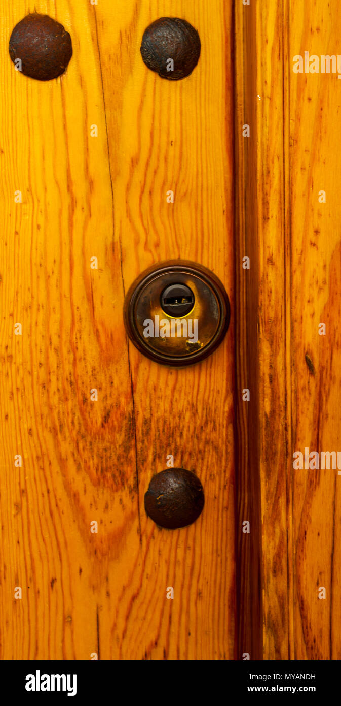 old door lock, aged wooden door, home security, vintage Stock Photo - Alamy