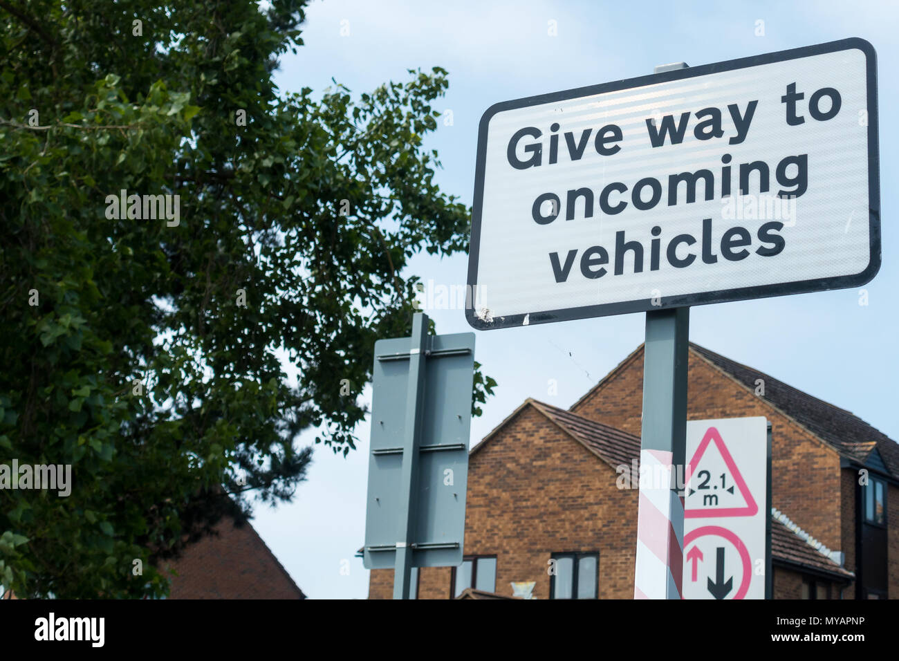 Give way to oncoming vehicles hi-res stock photography and images - Alamy