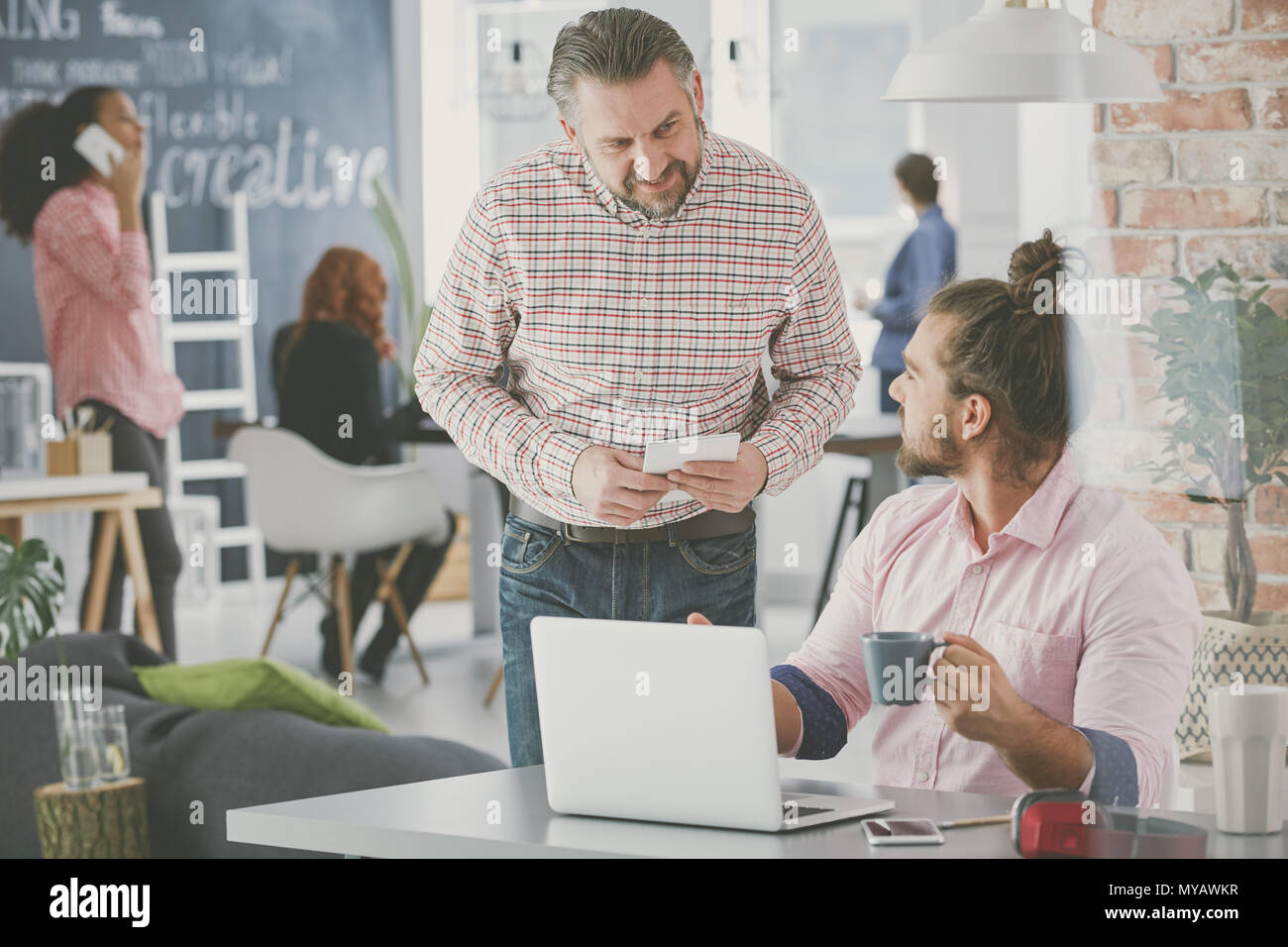Casual workspace men hi-res stock photography and images - Alamy