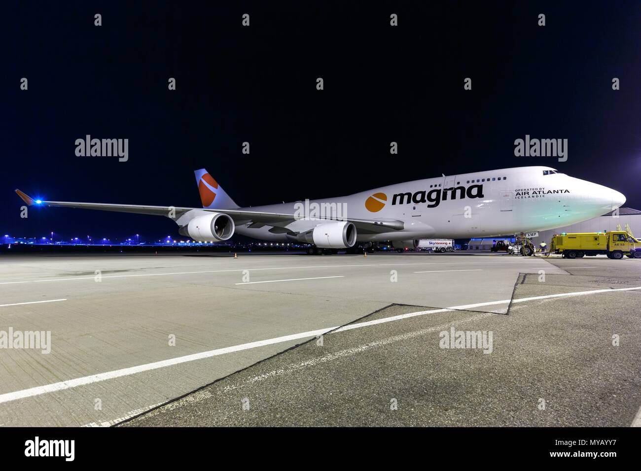Magma aviation boeing 747 hi-res stock photography and images - Alamy