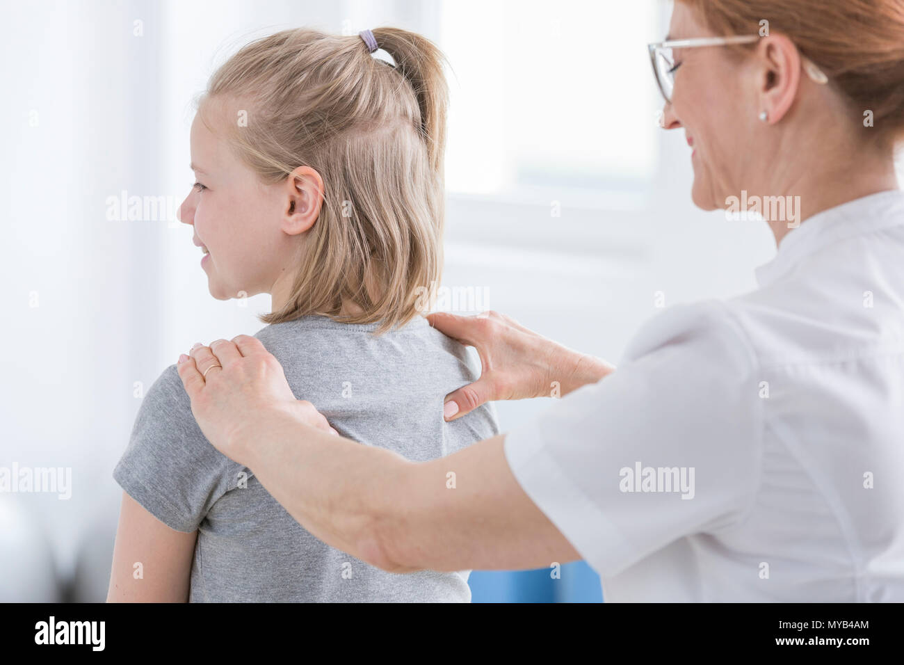 Scoliosis child hi-res stock photography and images - Alamy