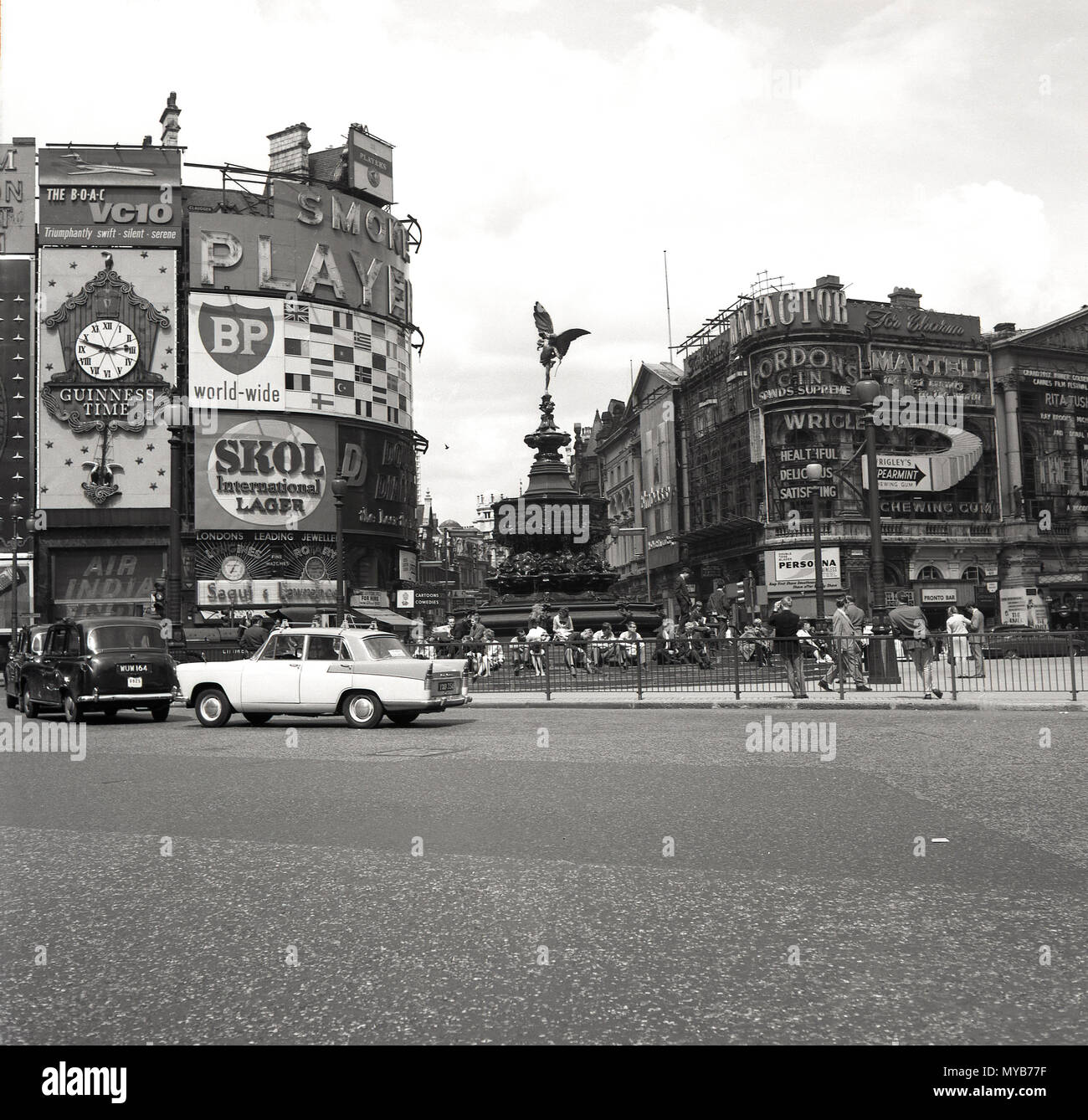 1960s, historical picture of Piccadilly Circus, Westminster, London ...