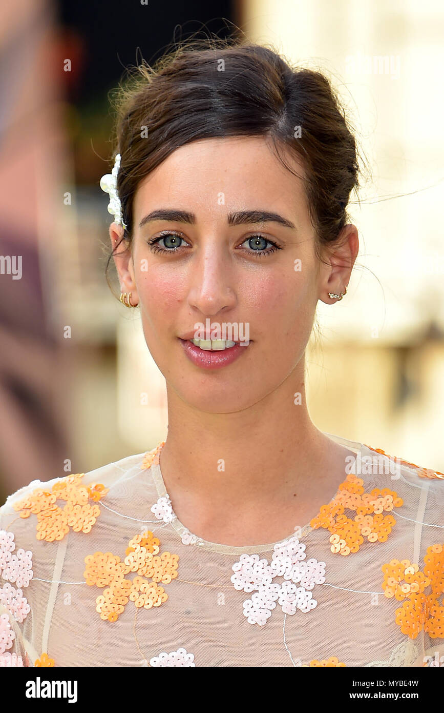 Laura jackson arriving hi-res stock photography and images - Alamy