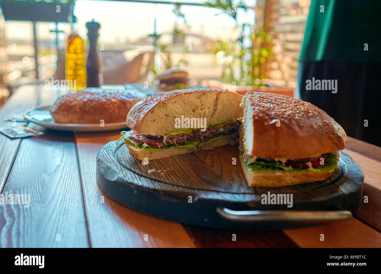 Big black hamburger chicken hi-res stock photography and images - Alamy