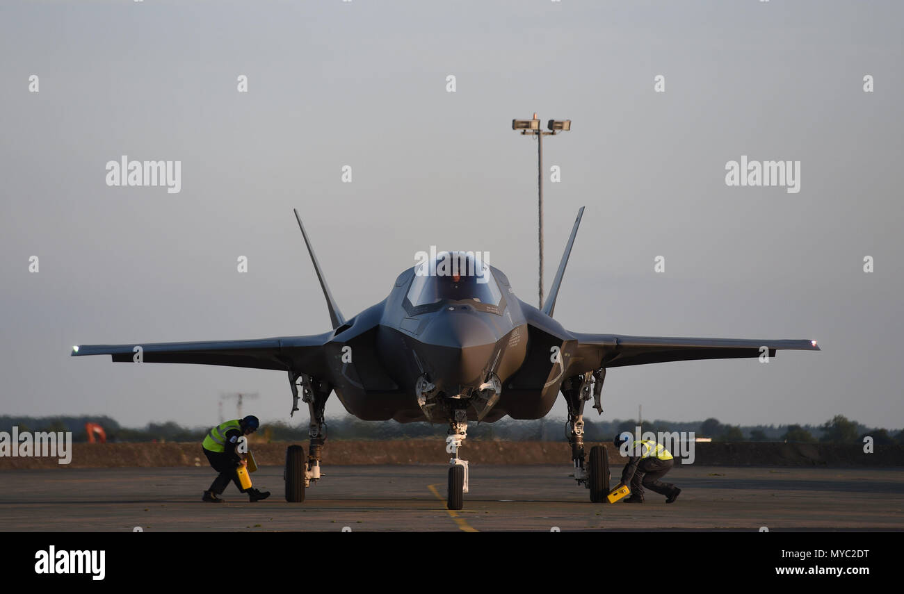 One of Britain's F-35B jets arrive at RAF Marham in Norfolk Stock Photo ...