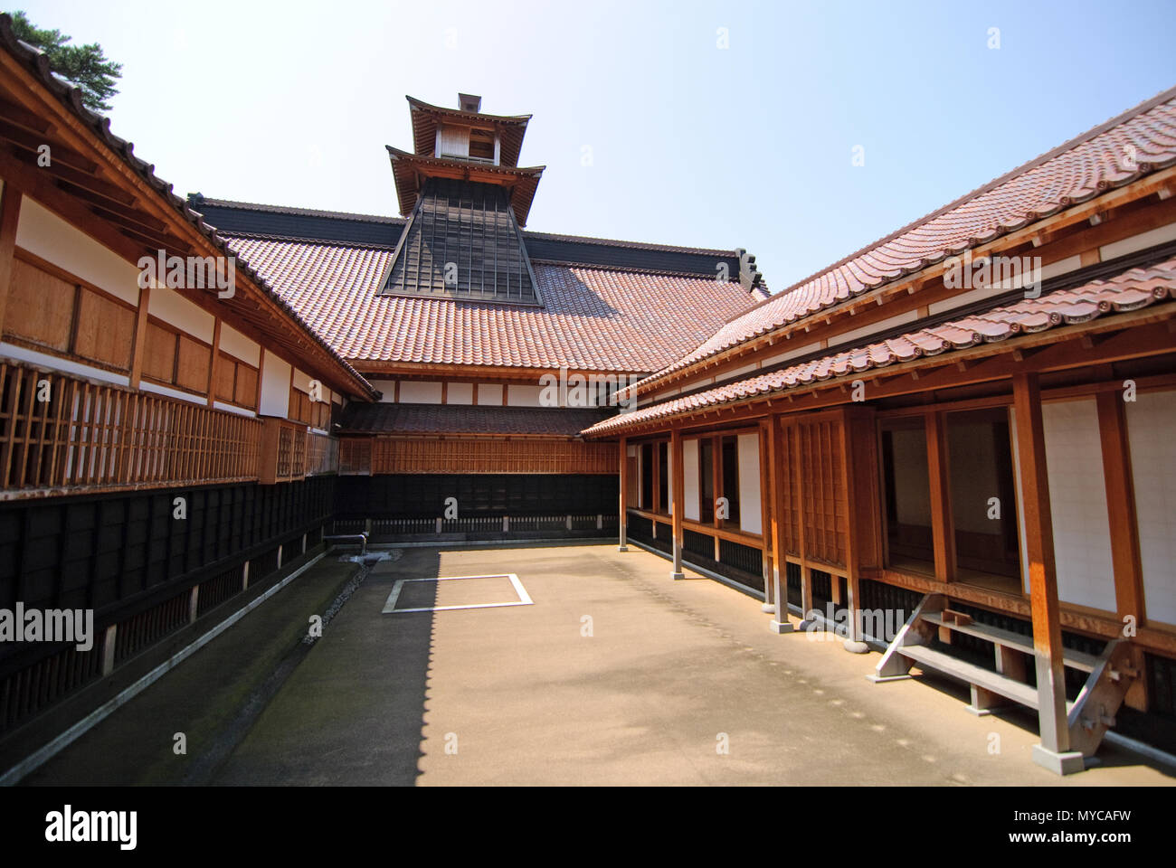 japanese ancient tea house and royal garden Stock Photo - Alamy