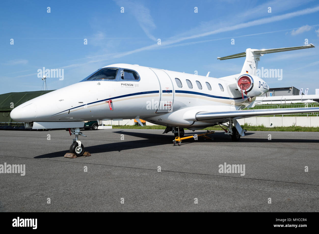 Phenom 300 Signature Series