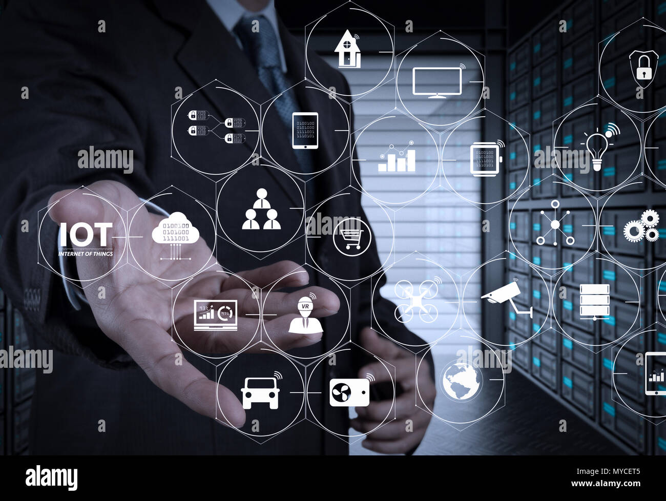 Iot symbol hi-res stock photography and images - Alamy