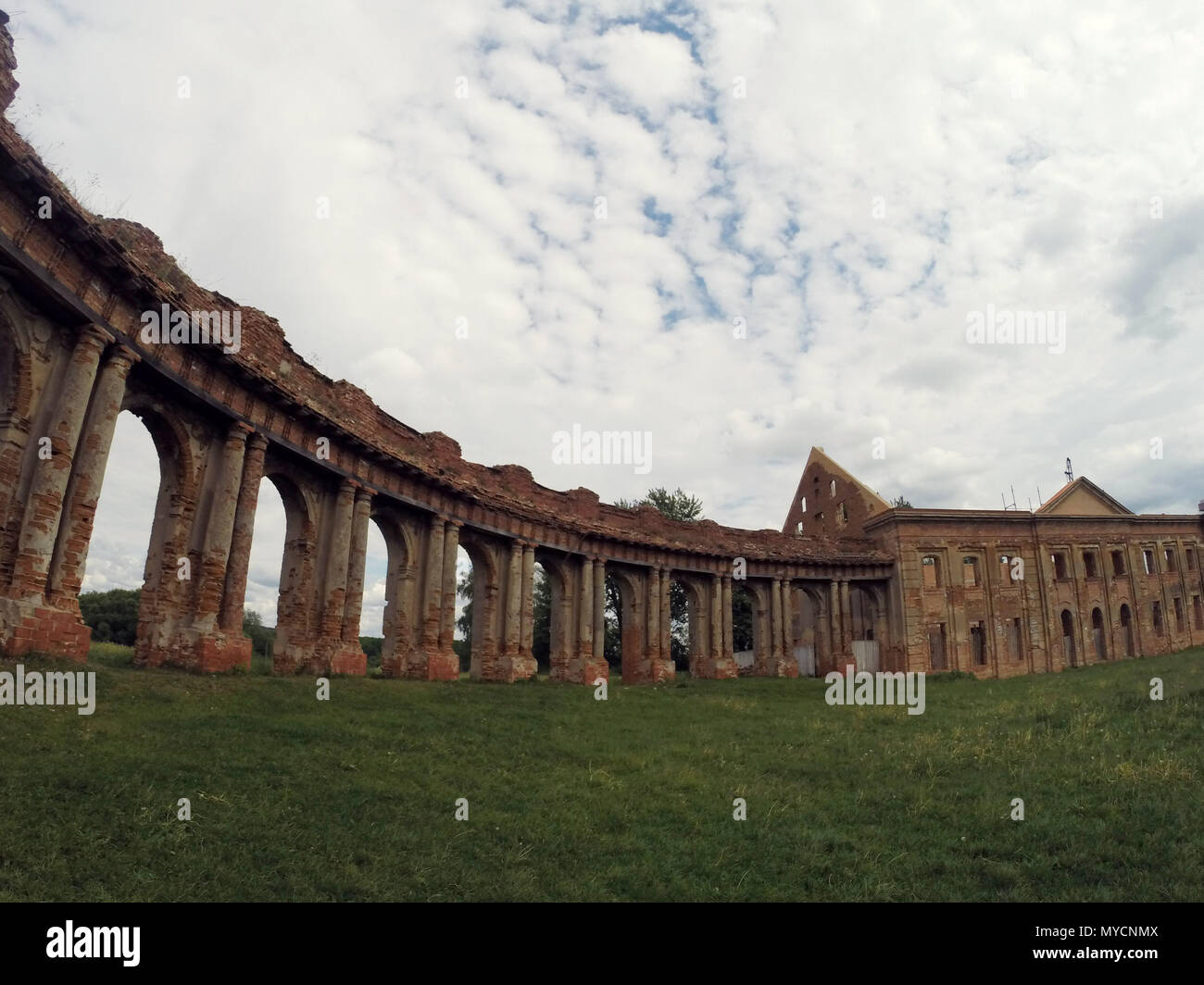 ancient ruins under the open sky Stock Photo - Alamy