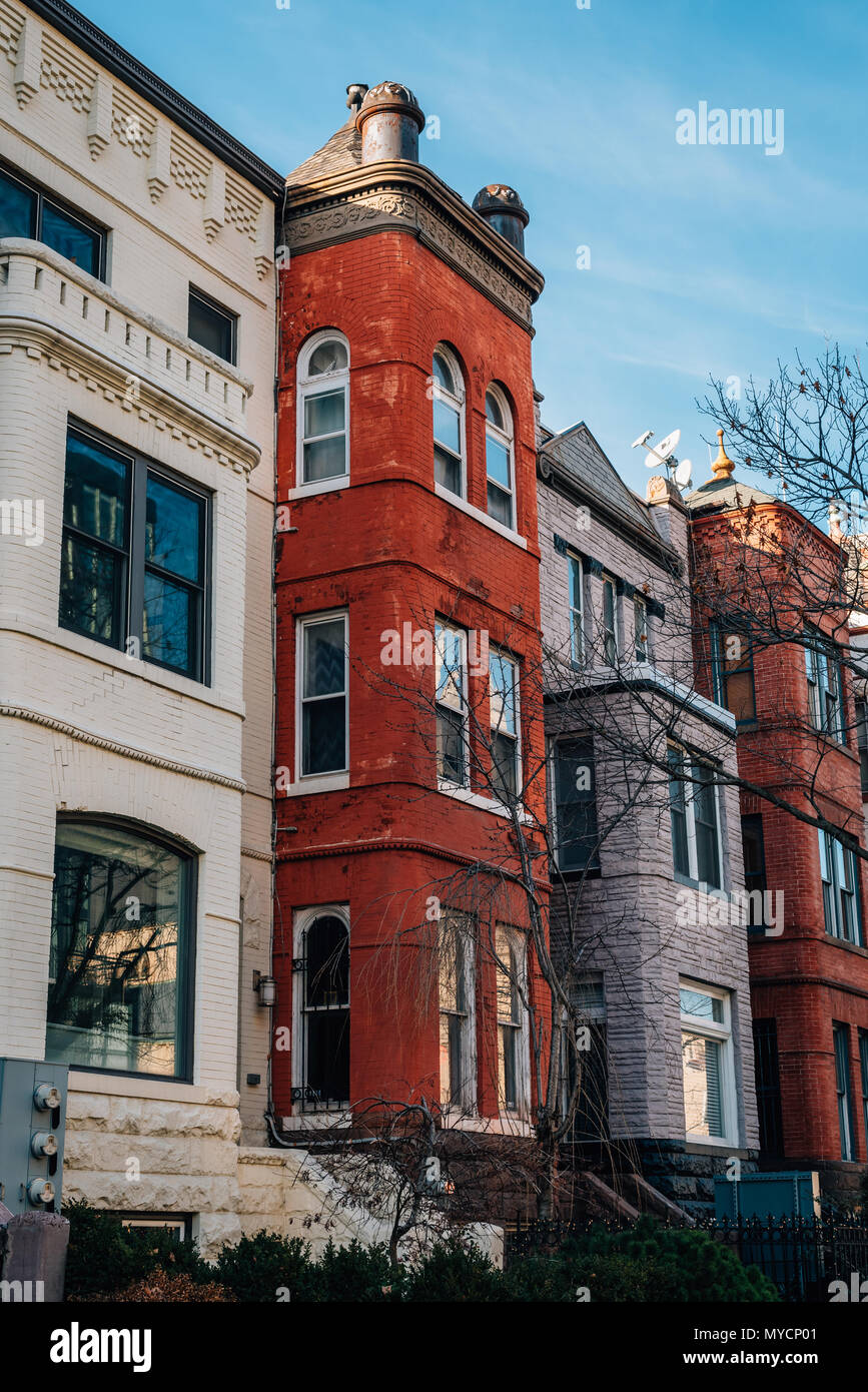 Washington dc row houses street hi-res stock photography and images - Alamy
