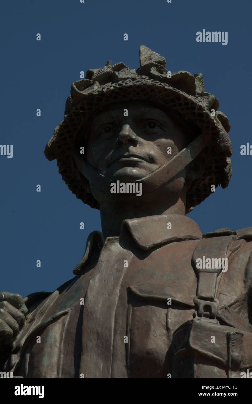 Royal Scots Fusiliers commemorative statue Stock Photo - Alamy