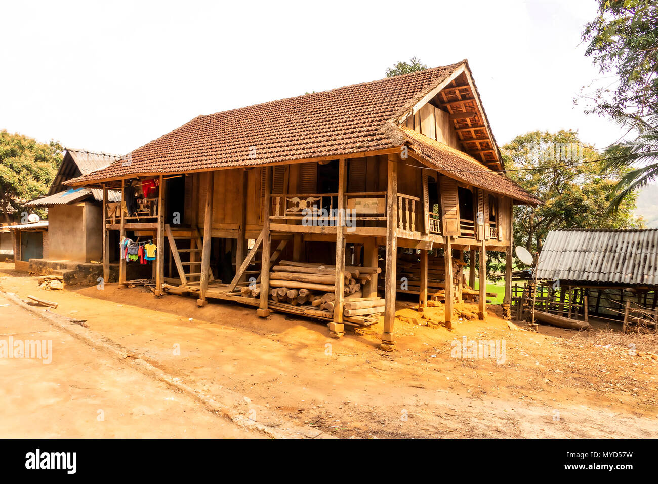 Vietnamese shelter hi-res stock photography and images - Alamy