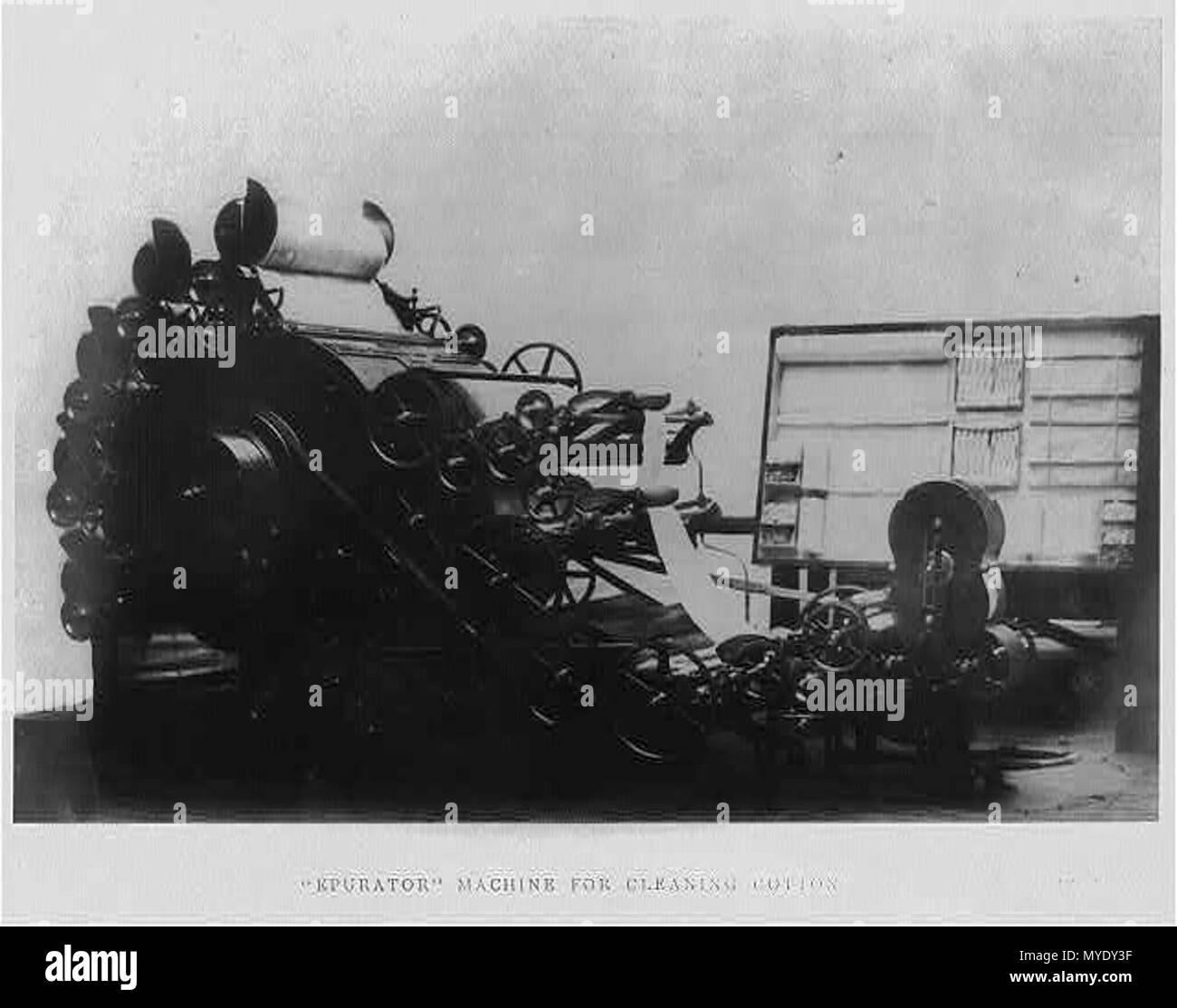 Cotton cleaning machine hi-res stock photography and images - Alamy