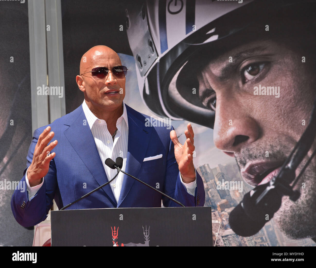 Dwayne Johnson - Hand Print 025 - at the Dwayne THE Rock Johnson ...