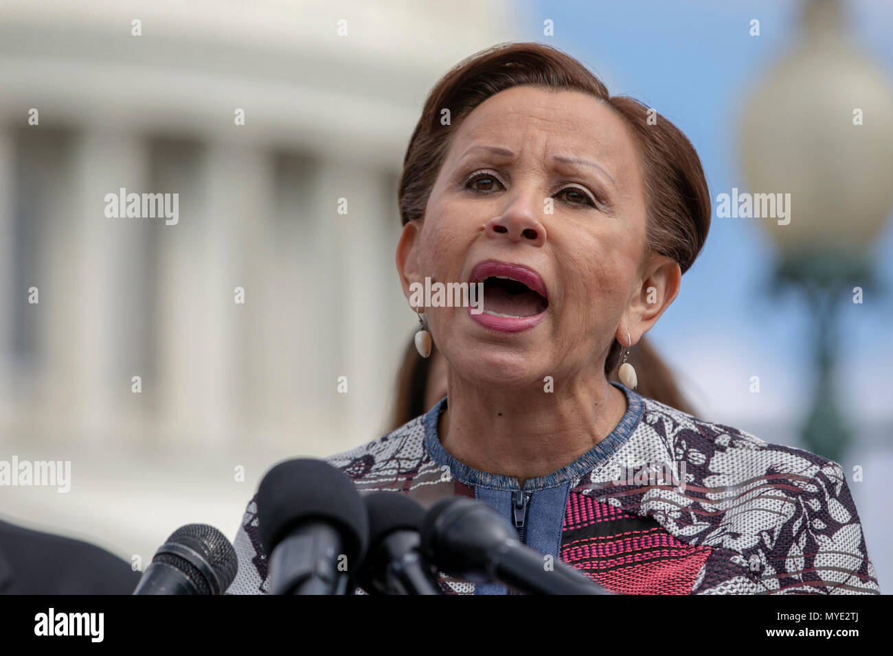 Nydia velazquez congress hi-res stock photography and images - Alamy
