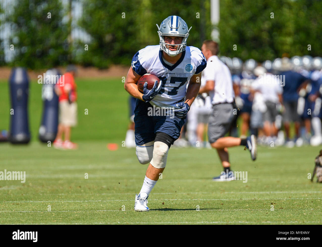 Jun 06, 2018: Dallas Cowboys tight end Geoff Swaim #87 during Organized ...