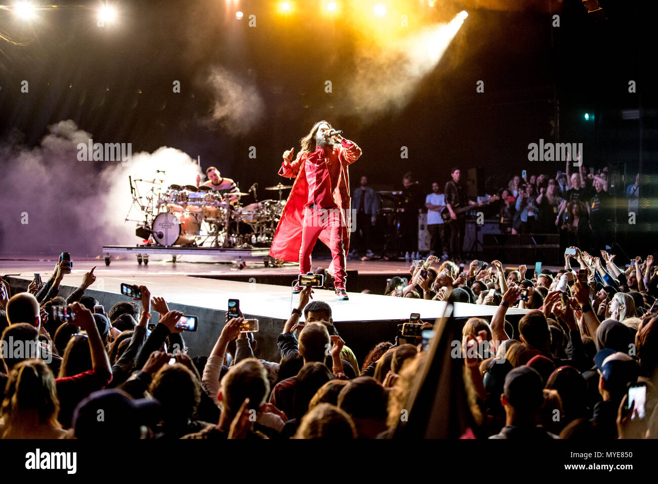 Toronto, Ontario, Canada. 6th June, 2018. JARED LETO and his band ...