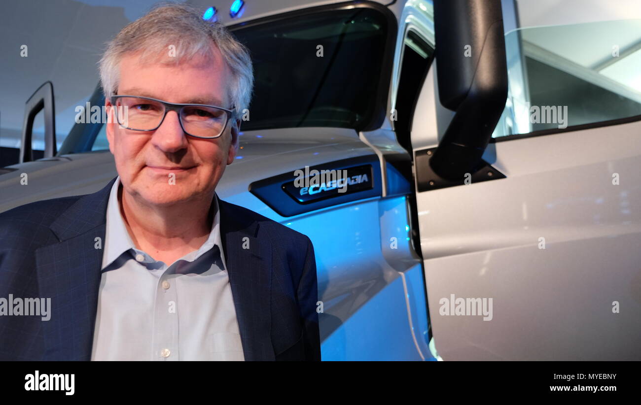 Daimler trucks north america hi-res stock photography and images - Alamy