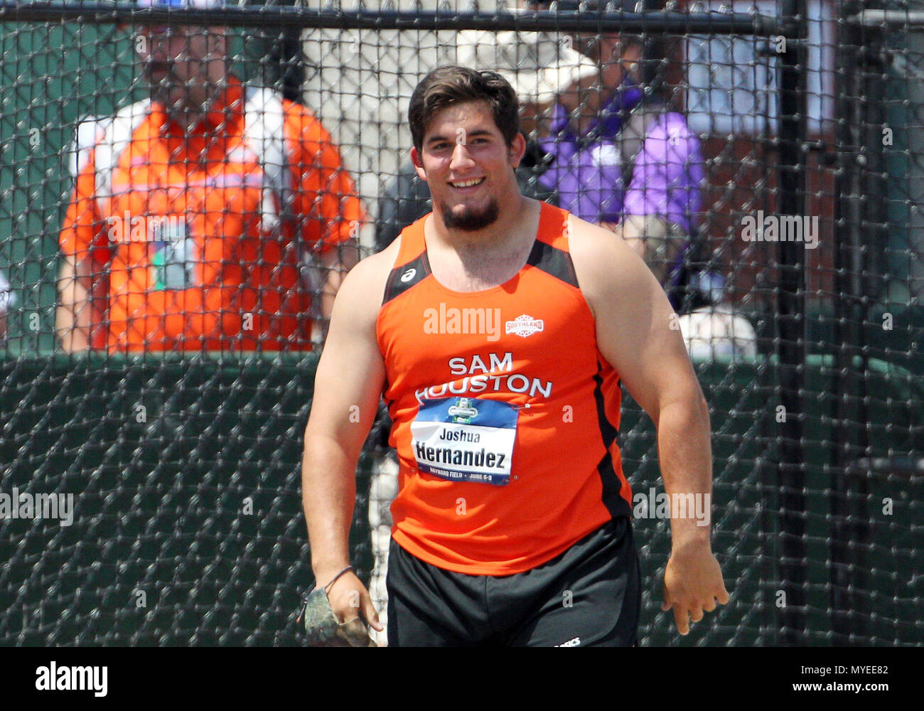 Mens hammer hi-res stock photography and images - Alamy