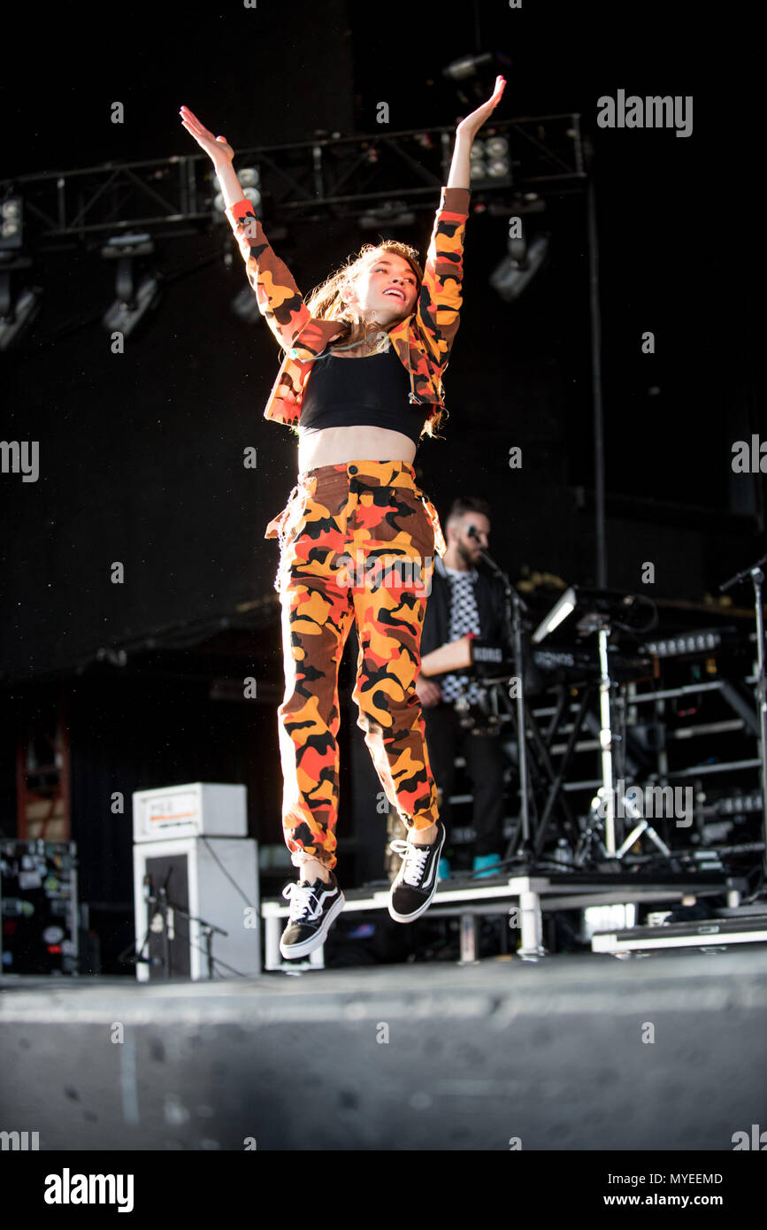 Etienne bowler hi-res stock photography and images - Alamy