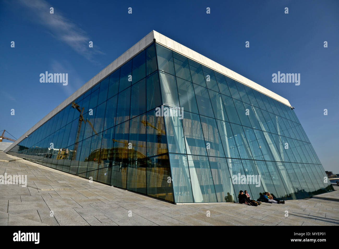 Oslo operahuset hi-res stock photography and images - Alamy
