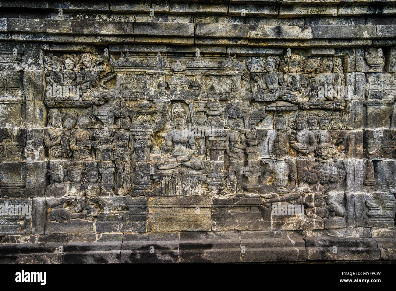 Bas relief gallery hi-res stock photography and images - Alamy