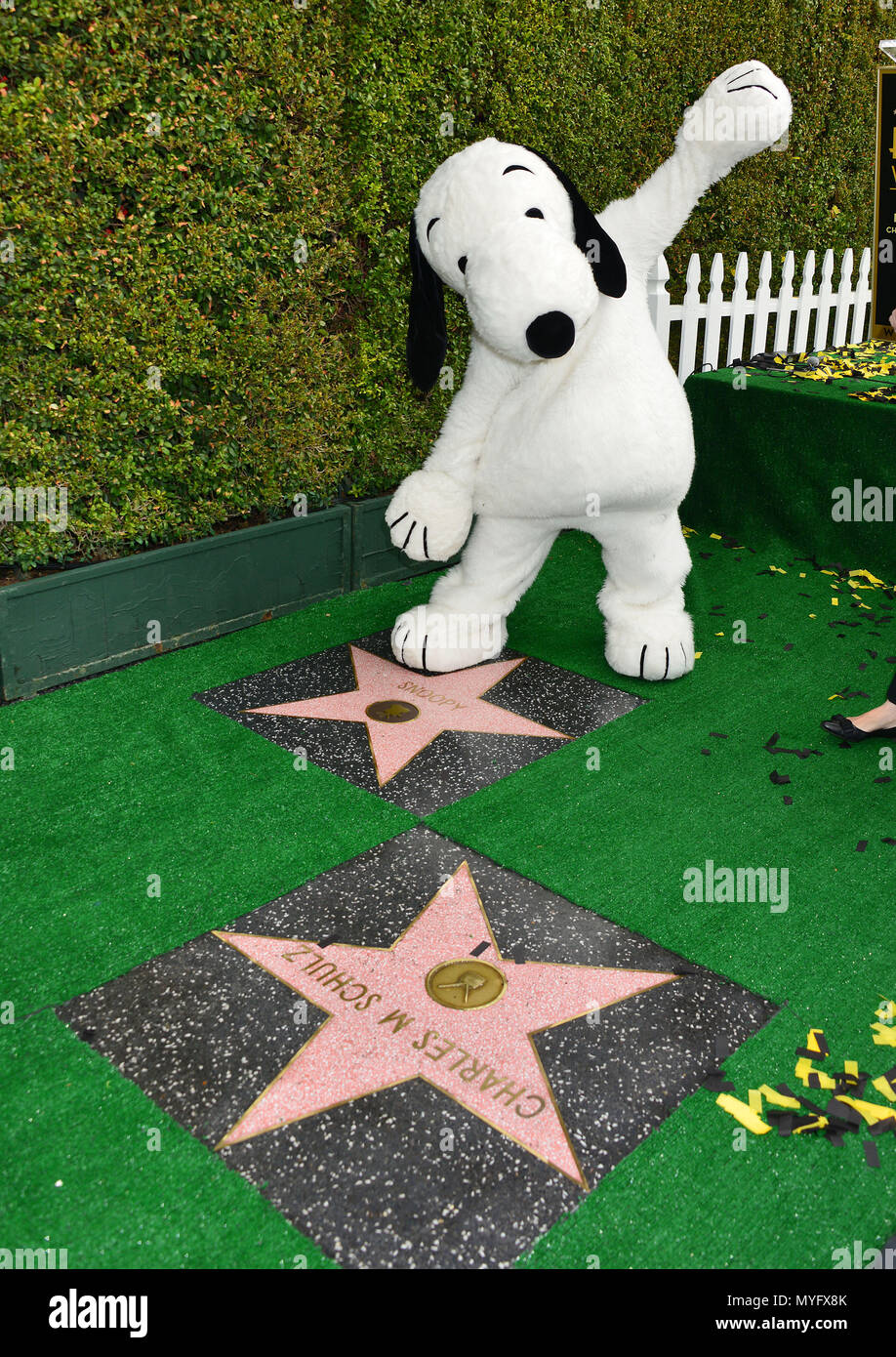 snoopy star 004 at the Snoopy Star on the Hollywood Walk of fame in Los ...