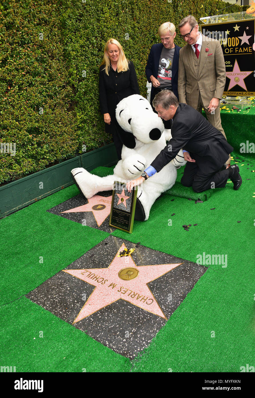 Snoopy star 021 event in hollywood life california hi-res stock ...