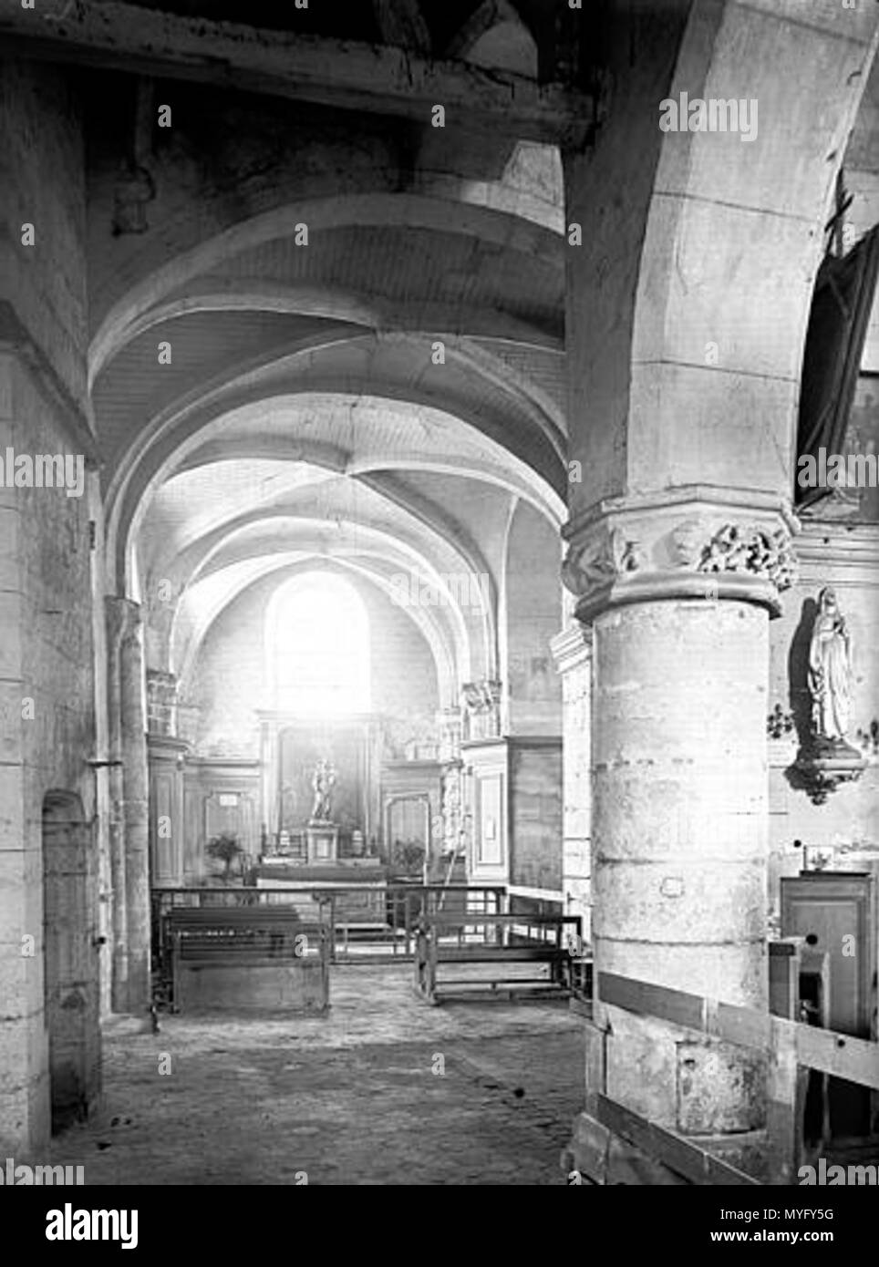 200 Félix Martin-Sabon Église Saint-Denis de Bornel 10 Stock Photo - Alamy